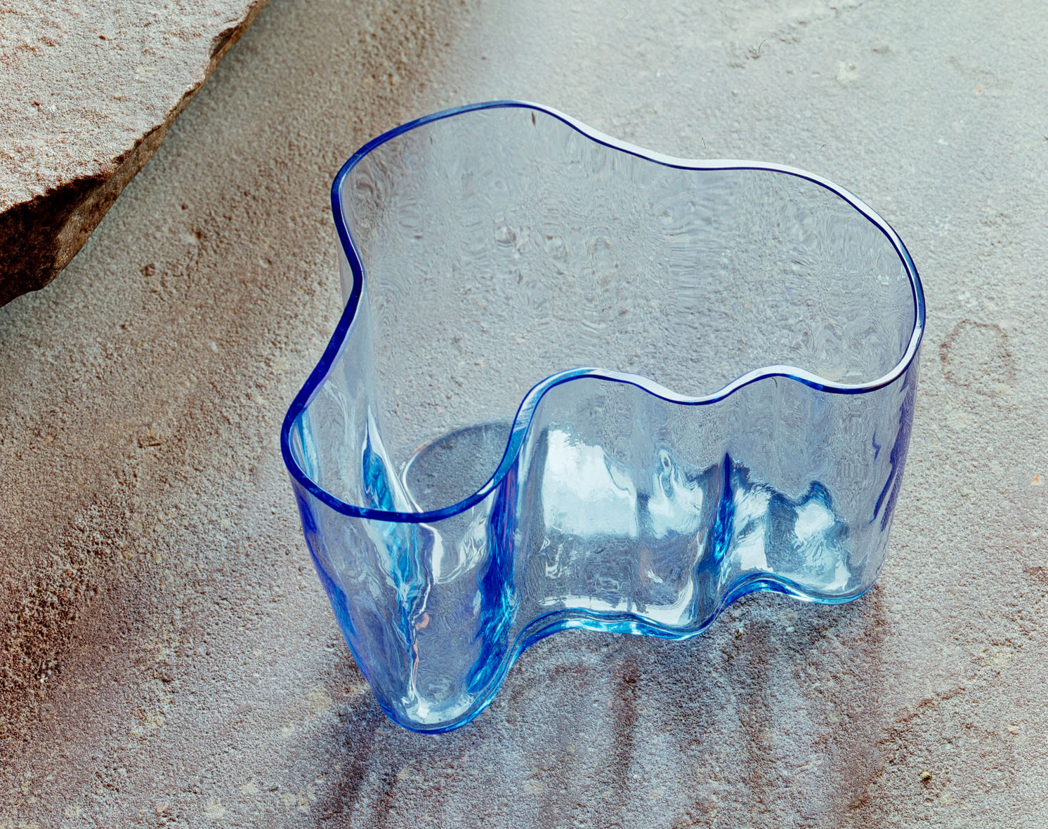 Aalto Vase - Alvar Aalto Foundation | Alvar Aalto -säätiö EN